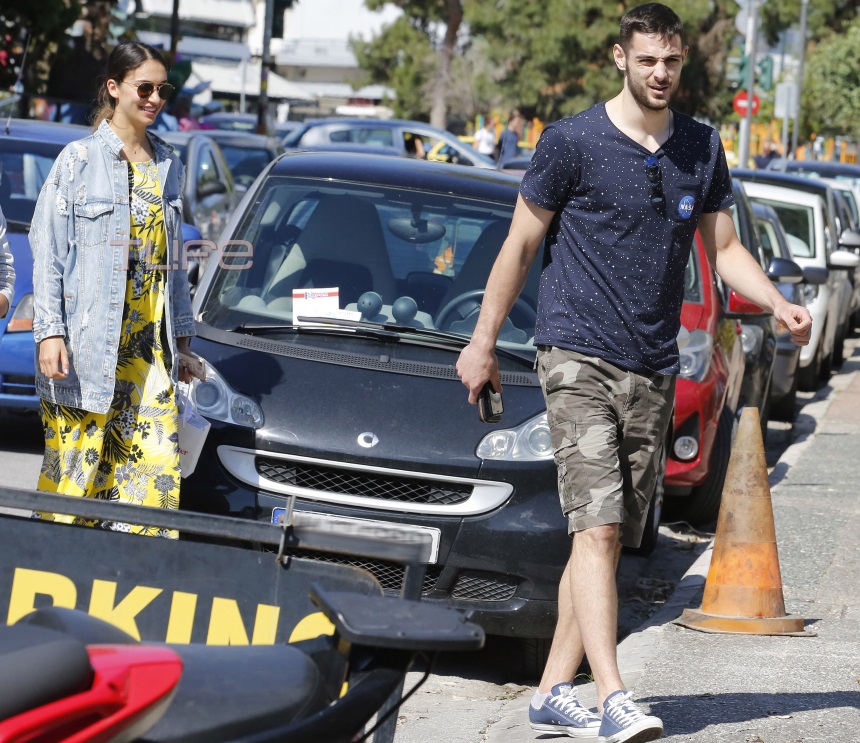 Άννα Πρέλεβιτς: Βόλτες με τον σύντροφό της, λίγο πριν το νέο της ...