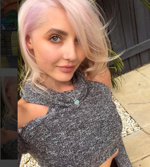 "Κανείς δεν καταλαβαίνει πόσο άρρωστη είμαι" 22χρονη που παλεύει για 4η ...