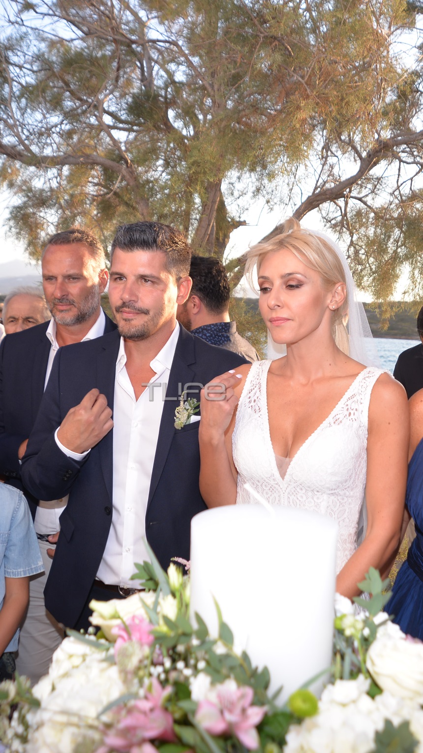 Φραγκάκη - Μάρκογλου: Ο γάμος τους στην Πάρο - Φωτογραφίες