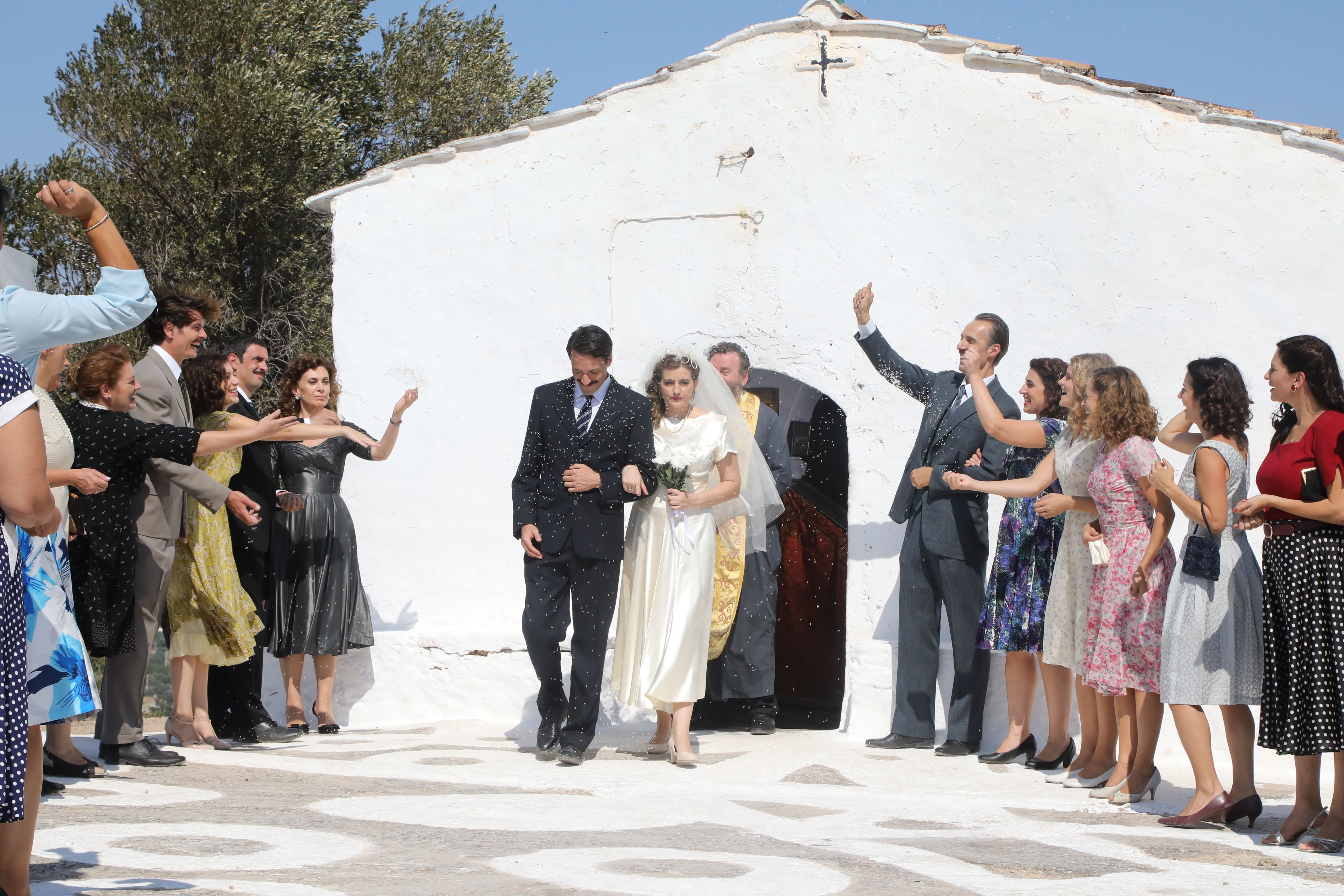 Άγριες Μέλισσες: Ποιος είναι ο γοητευτικός και βραβευμένος ηθοποιός ...