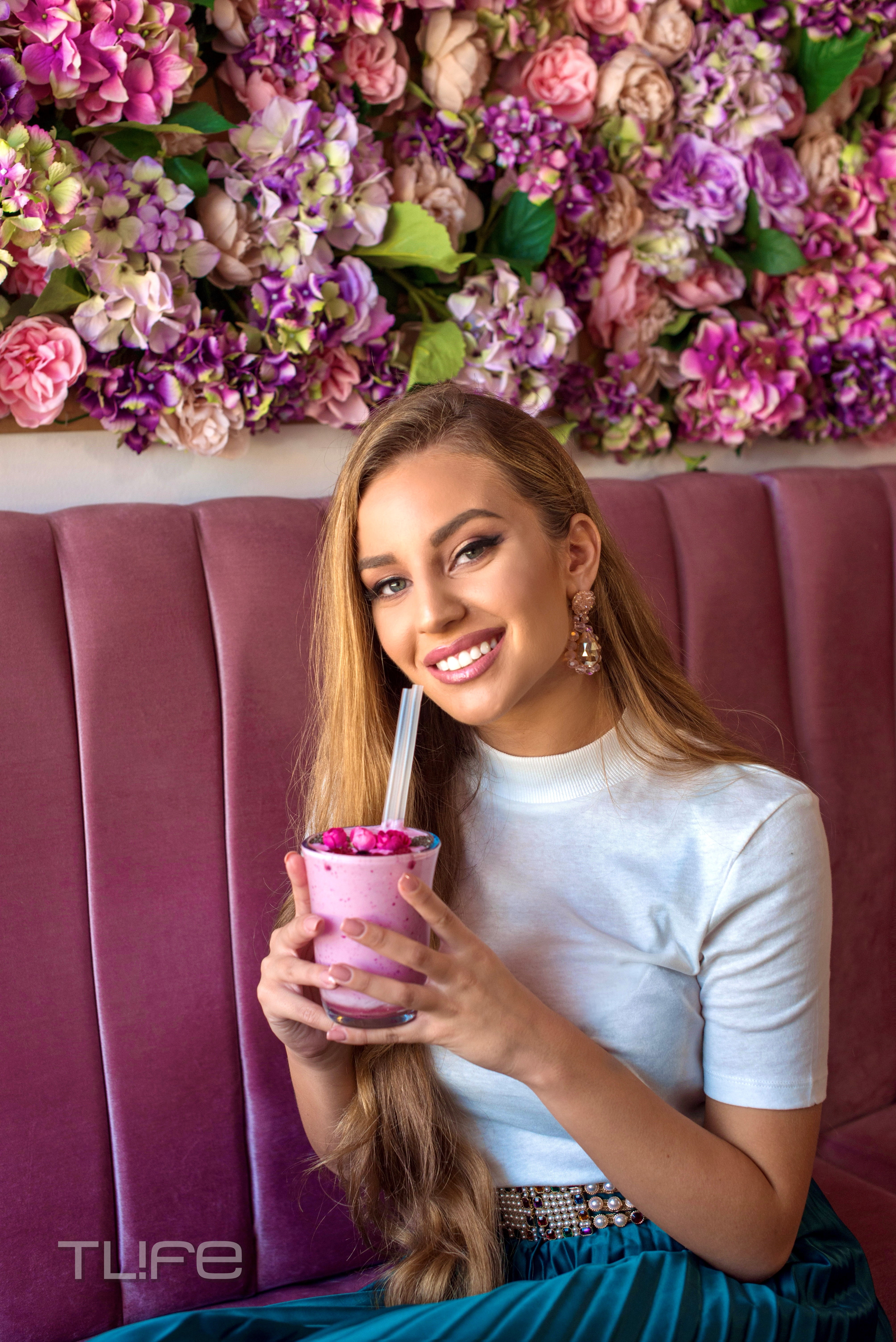 Η Ανδρομάχη στο TLife: Η επιτυχία της, οι μεγάλες συνεργασίες και όσα ...