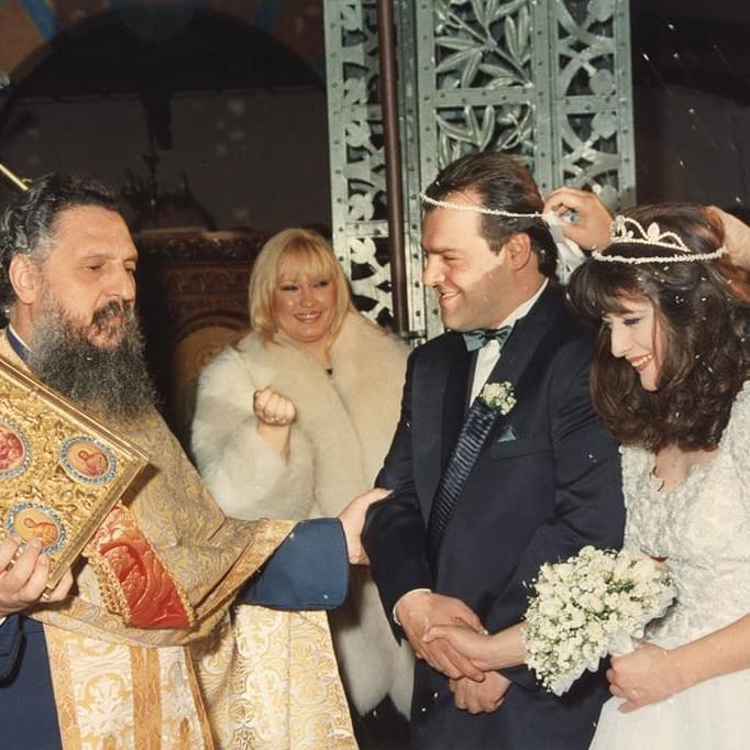 Καίτη Φίνου: "Αποχαιρετά" τις αδελφές της με 9 σπάνιες φωτογραφίες από ...