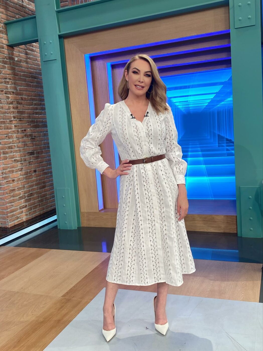 Tι φοράει η Τατιάνα στο Tlive σήμερα 18/5