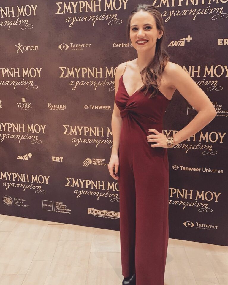 Φωτεινή Παπαθεοδώρου - Μαύρο Ρόδο: Ποια είναι η νέα πρωταγωνίστρια της ...