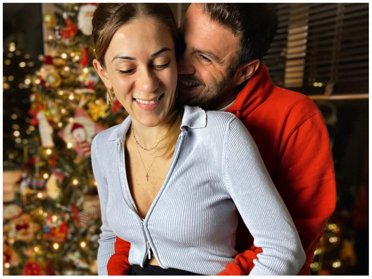 Hovig: Ο κύπριος τραγουδιστής θα γίνει πατέρας - Η φωτογραφία με την εγκυμονούσα σύζυγό του