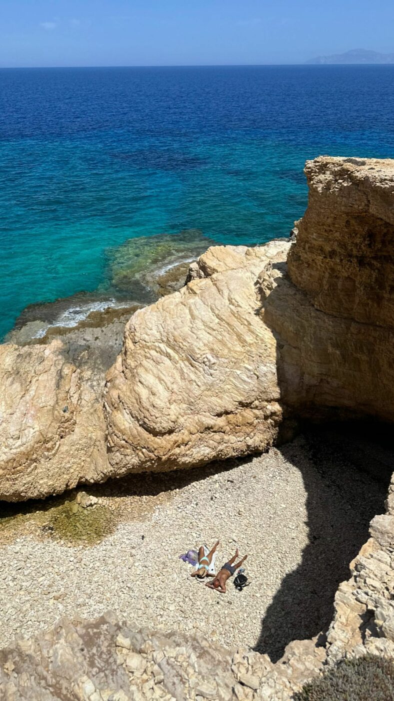 Κόνι Μεταξά - Μάριος Καπότσης: Στο πρώτο τους summer trip στα ...