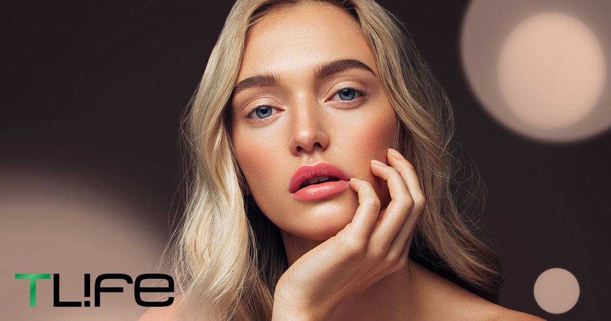 Skin Tint: Το προϊόν που αφήνει στο δέρμα εφέ μεταξιού