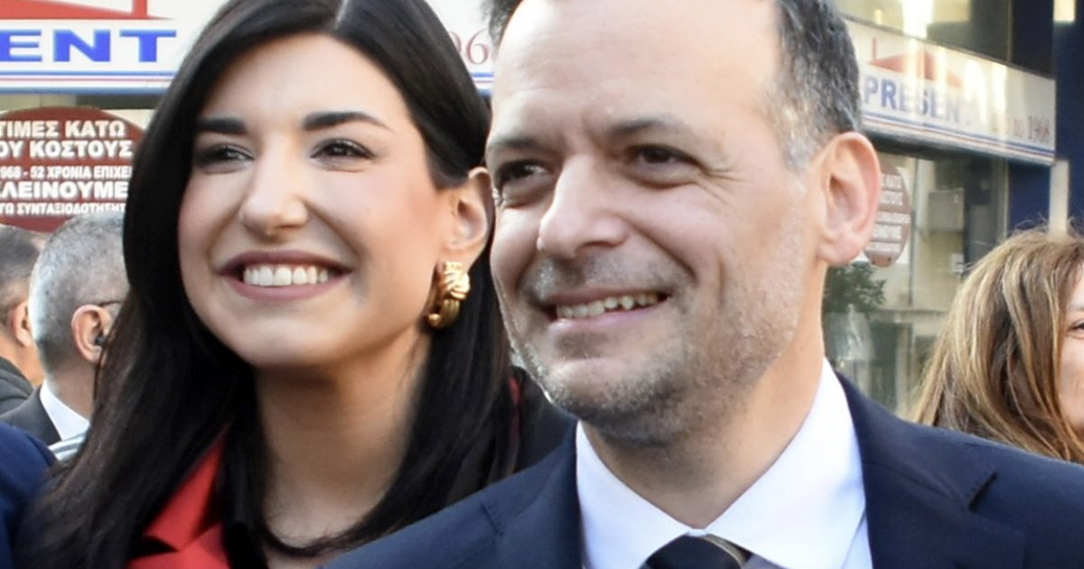 Χάρης Δούκας: Ορκίστηκε νέος δήμαρχος Αθηναίων - Στο πλευρό του η ...