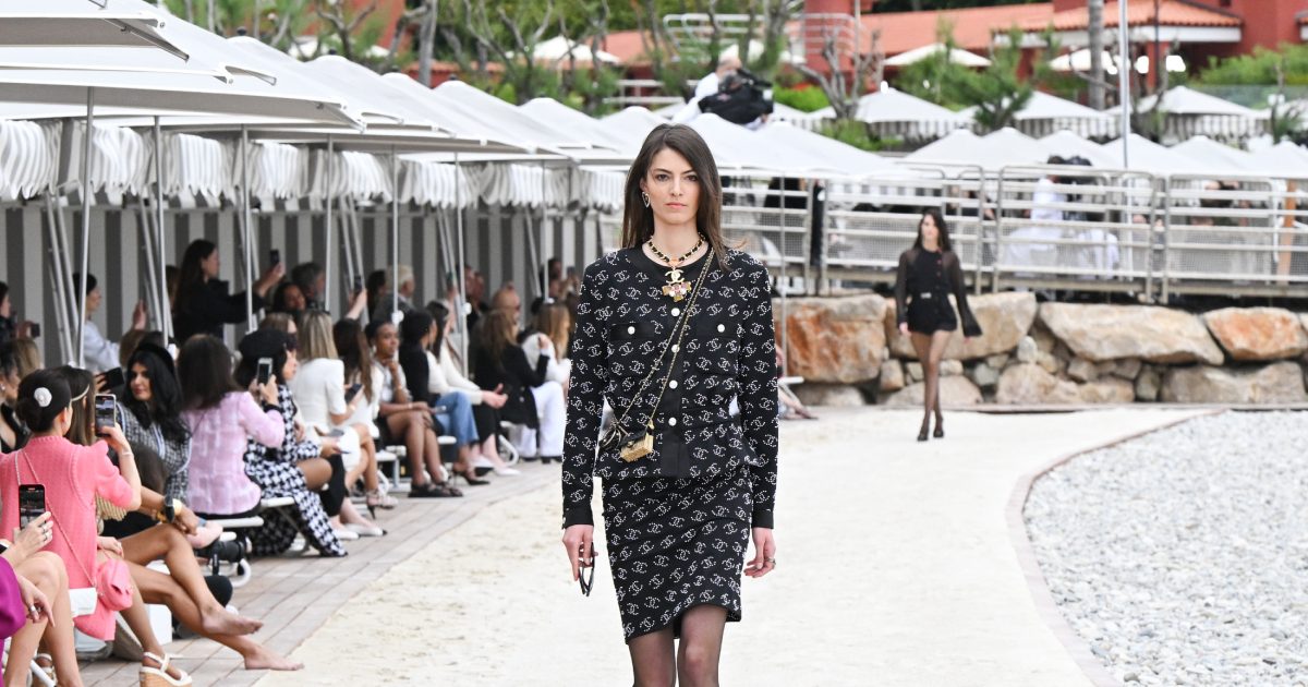 Η Chanel μας δίνει ραντεβού στην Μασσαλία για το επόμενο show