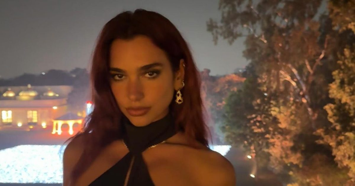 Dua Lipa: Φόρεσε το πιο ωραίο φόρεμα και όχι δεν ήταν μαύρο!