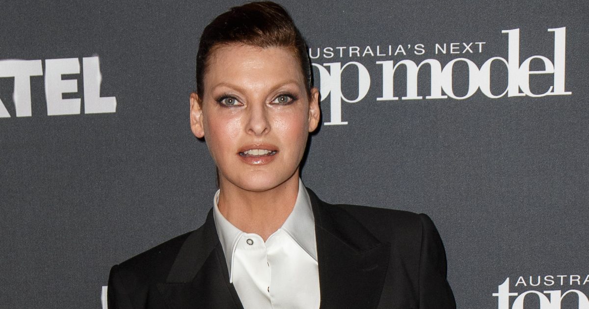 Linda Evangelista: Κάνει δυναμικό comeback με εκπληκτική φωτογράφιση ...