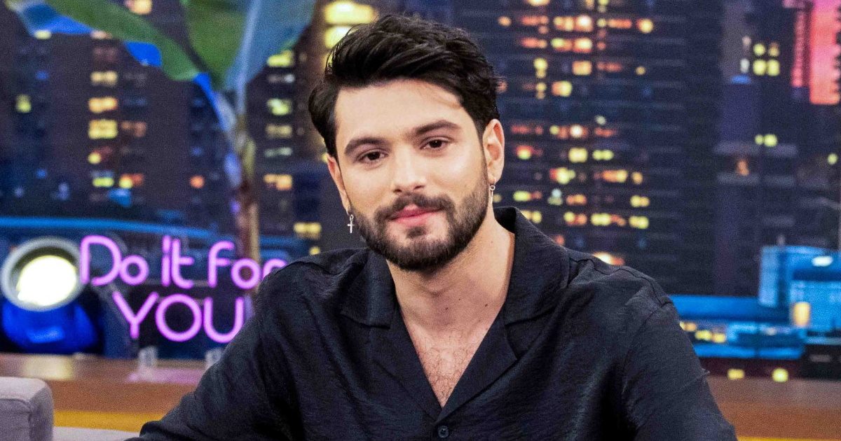 Βασίλης Μηλιώνης στον Αρναούτογλου: «Η αβεβαιότητα του χώρου με έφερε ...
