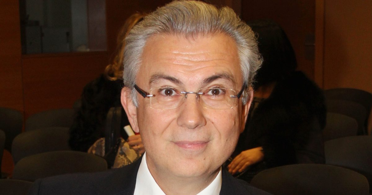 Ο Θεόδωρος Ρουσόπουλος γράφει ιστορία: Ομόφωνα πρόεδρος του Συμβουλίου ...