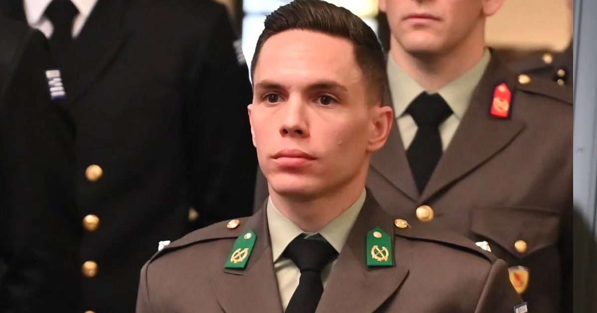 Λευτέρης Πετρούνιας: Ορκίστηκε Ανθυπολοχαγός! Η μακροσκελής ανάρτηση