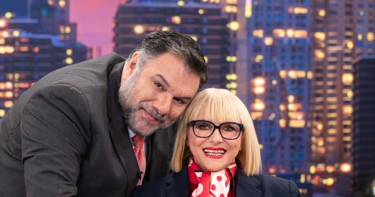 The 2Night Show: Ο Γρηγόρης Αρναούτογλου υποδέχεται τη βραβευμένη σεφ ...