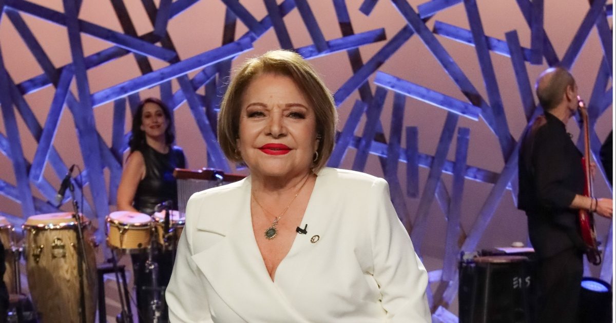 Σάββατο με φίλους: Ο Χρήστος Φερεντίνος υποδέχεται την Πίτσα ...