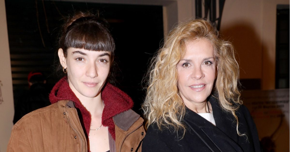 Σοφίνα Λαζαράκη: «Μέχρι τα 18 μου οι γονείς μου δεν είχαν επαφές, μέχρι ...