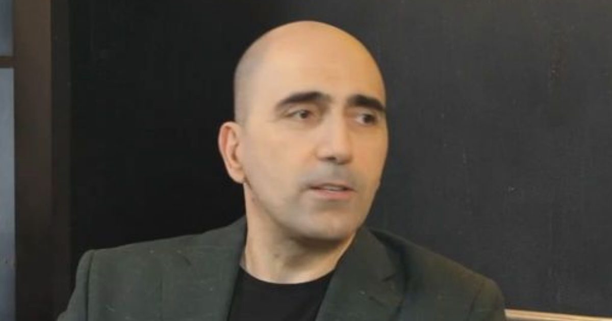 Αλέξανδρος Καλπακίδης για τον νεογέννητο γιο του: «Έχει μεγάλο κεφάλι ...