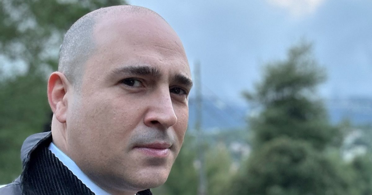 Κωνσταντίνος Μπογδάνος: Η κόρη του πήρε το μικρόφωνο - «Σταματίνα ...