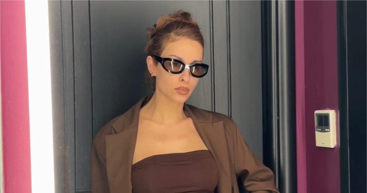 Ελένη Φουρέιρα: Μας δείχνει τις ζωγραφιές του γιου της στα πόδια της ...