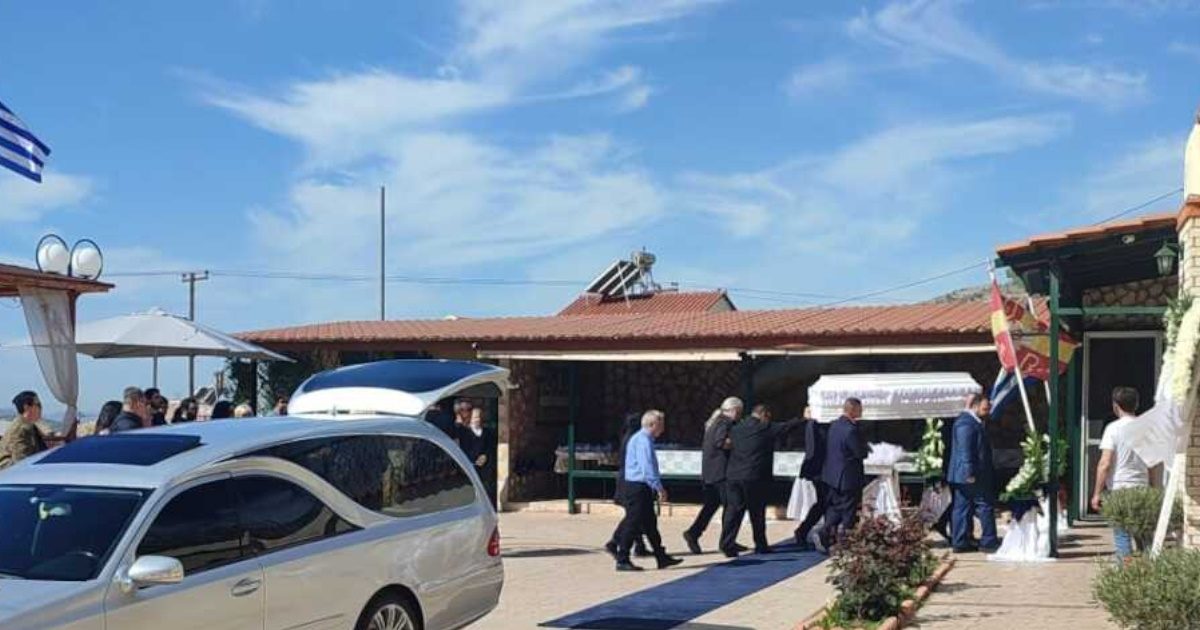 Άγιοι Ανάργυροι: Ανείπωτος πόνος στην κηδεία της 28χρονης που έχασε τη ...