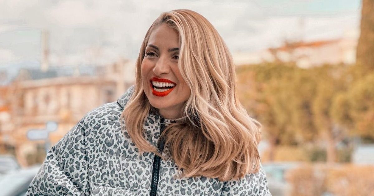 Μαρία Ηλιάκη: Στο Παρίσι στο ίδιο ξενοδοχείο με την Κέιτι Χολμς ...