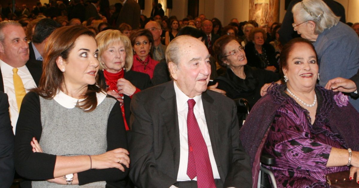 Ντόρα Μπακογιάννη: Η συγκινητική ανάρτηση για τους γονείς της ...