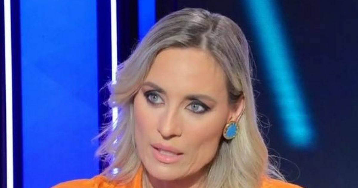 Ελεονώρα Μελέτη: Η απάντηση μετά τις αντιδράσεις για την εμφάνιση στην ...
