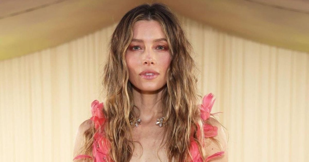 Jessica Biel: Μόλις έκοψε τα μαλλιά της στο ωραιότερο bob του καλοκαιριού