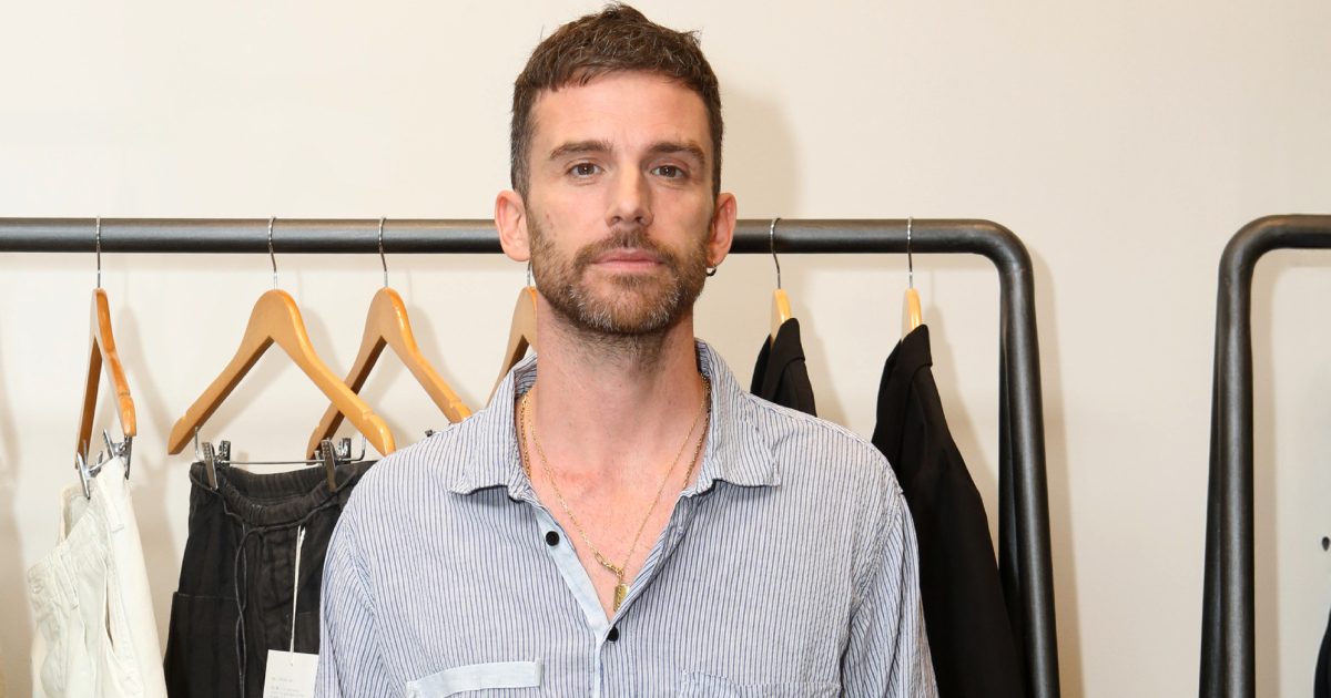 Guy Berryman: Πού συναντήσαμε τον μπασίστα των Coldplay - και όχι δεν ...