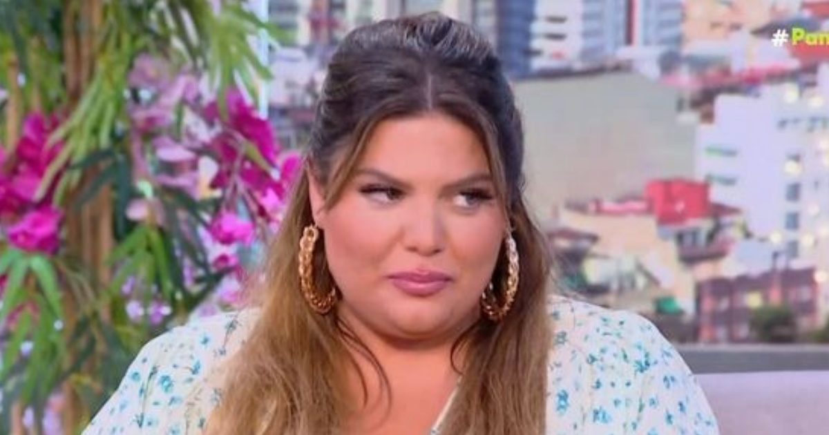 Δανάη Μπάρκα: «Μικρή στο Κουκλέσι Ιωαννίνων ντυνόμουν βοσκοπούλα στην ...