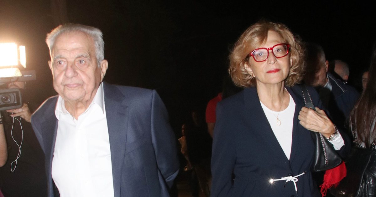 Αλέκος Φλαμπουράρης: Πότε παίρνει εξιτήριο από το νοσοκομείο; «Έπρεπε ...