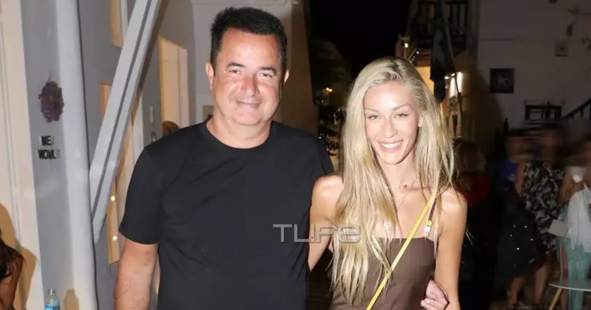 Ατζούν Ιλίτζαλι: Αγκαλιά με την κατά 30 χρόνια νεότερη σύντροφό του ...