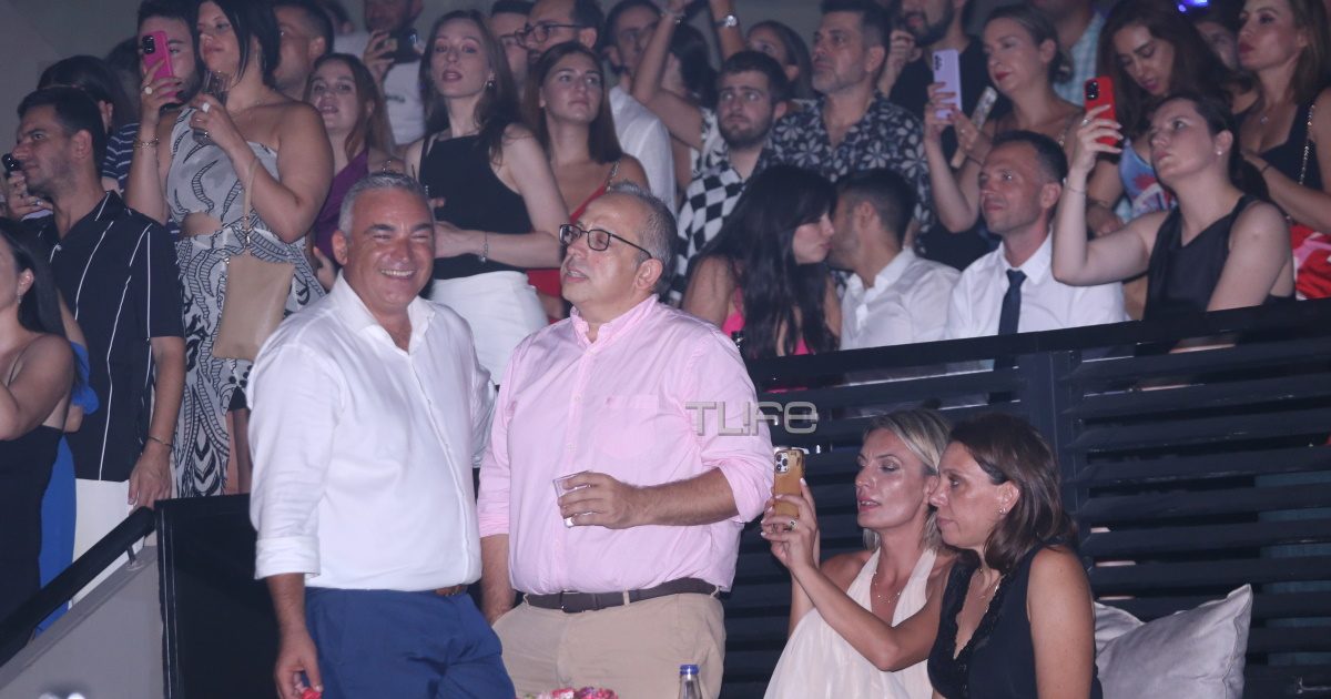 Χρήστος Κούτρας - Γιάννης Ντσούνος: Σε σπάνια εμφάνιση με τις συζύγους ...