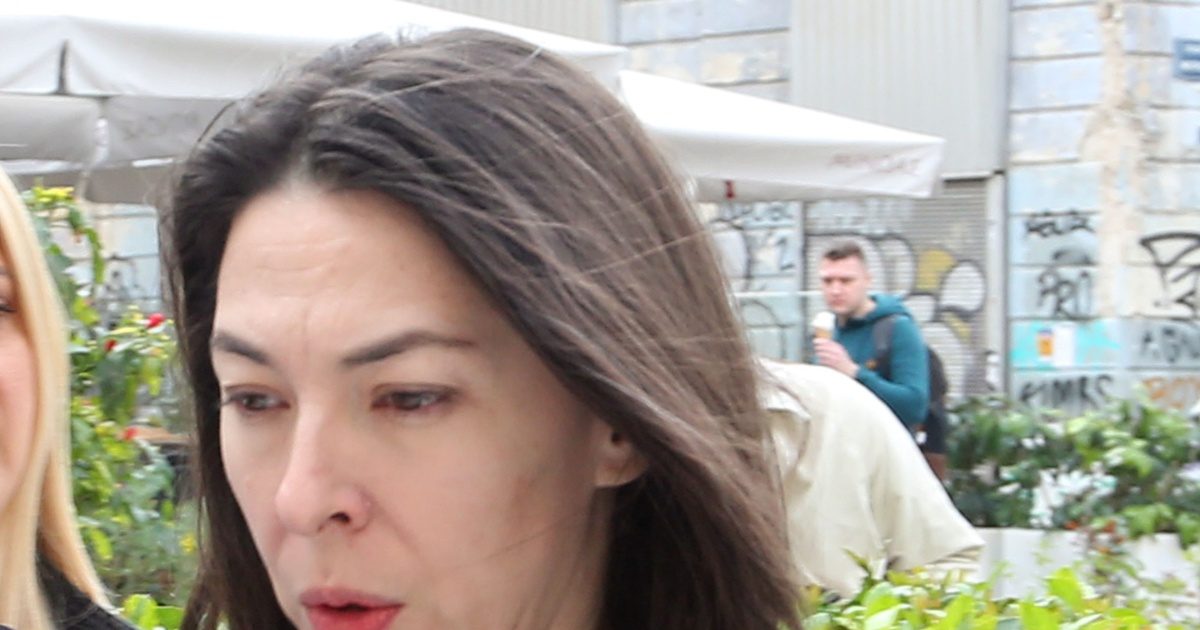 Δύσκολες ώρες για την Αλίκη Κατσαβού