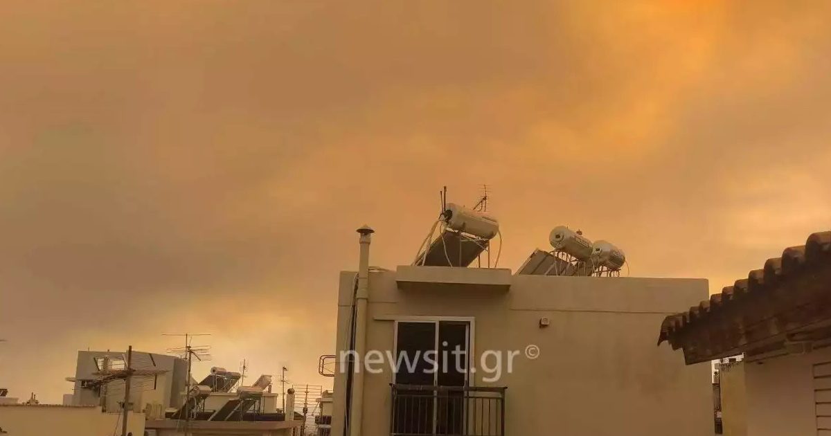 Φωτιά στο Βαρνάβα: Απόκοσμες εικόνες από τον πυκνό καπνό που σκέπασε ...