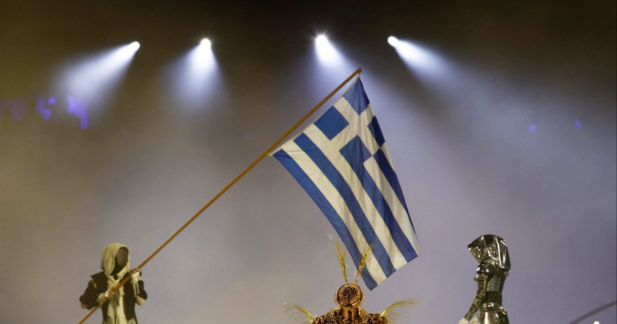 Τελετή λήξης Ολυμπιακών Αγώνων 2024: Με την ελληνική σημαία και τη Νίκη ...