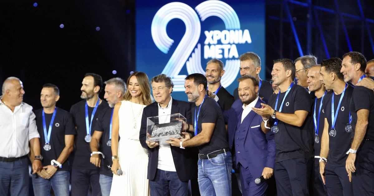 «Αθήνα 20 χρόνια μετά»: Πλήθος κόσμου στο Καλλιμάρμαρο για τους ...