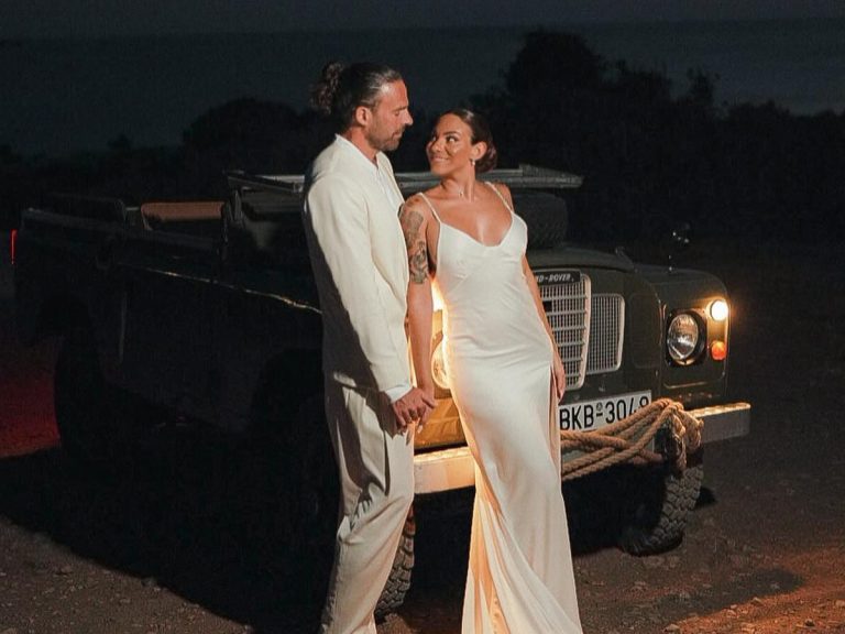 Εβελίνα Νικόλιζα: Το χυδαίο σχόλιο που δέχτηκε για εκείνη και τη μητέρα ...