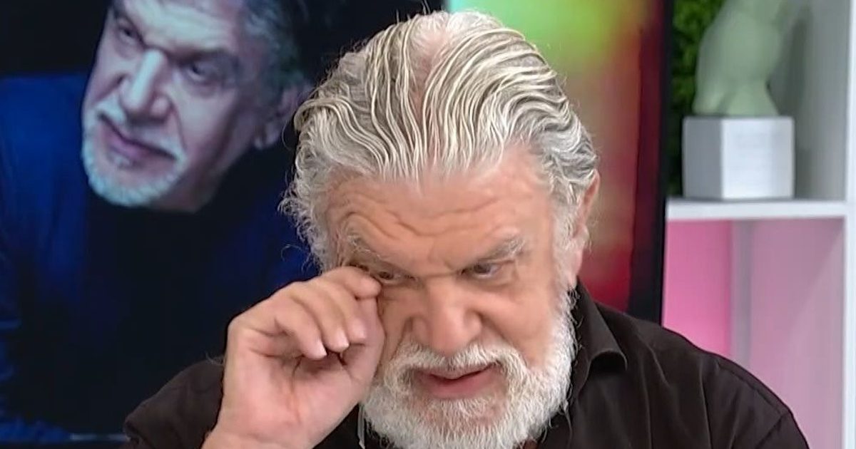 Γιάννης Βούρος: «Έζησα την αγκαλιά του πατέρα μου, στο πρώτο ...
