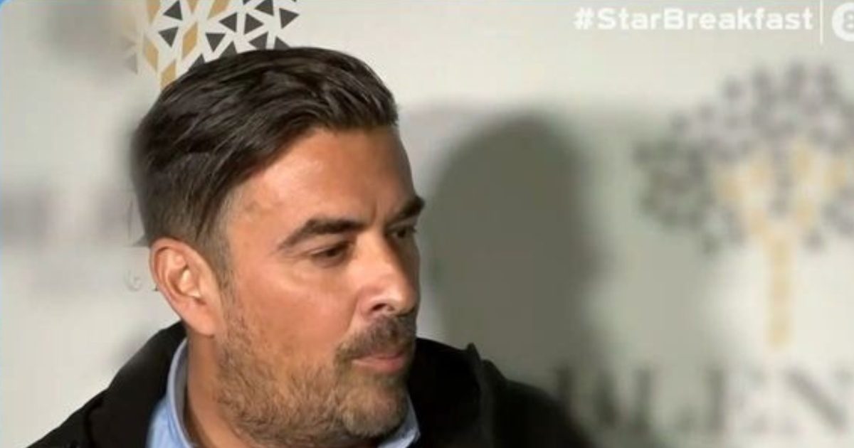 Ο Γιάννης Αϊβάζης ξεκαθαρίζει: «Δεν ενοχλήθηκα με καμία ερώτηση, άλλοι ...