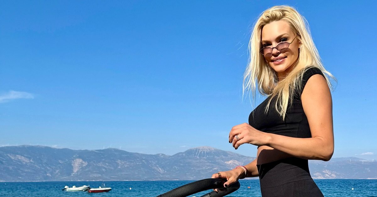 Βίκυ Κάβουρα: «Μου έλεγαν ότι θα μου κοπούν οι κοιλιακοί και θα μείνουν ...