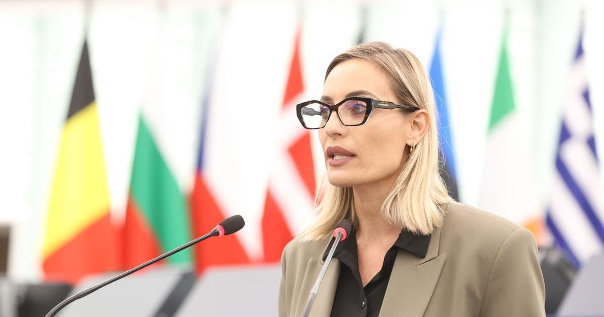 Η Ελεονώρα Μελέτη στο πλευρό των θυμάτων ενδοοικογενειακής βίας και ...