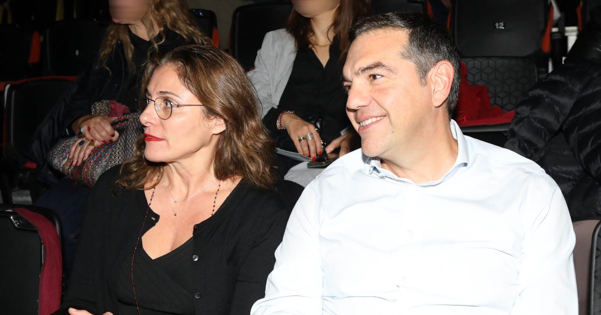 Αλέξης Τσίπρας - Μπέττυ Μπαζιάνα: Σπάνια κοινή εμφάνιση για το ζευγάρι ...