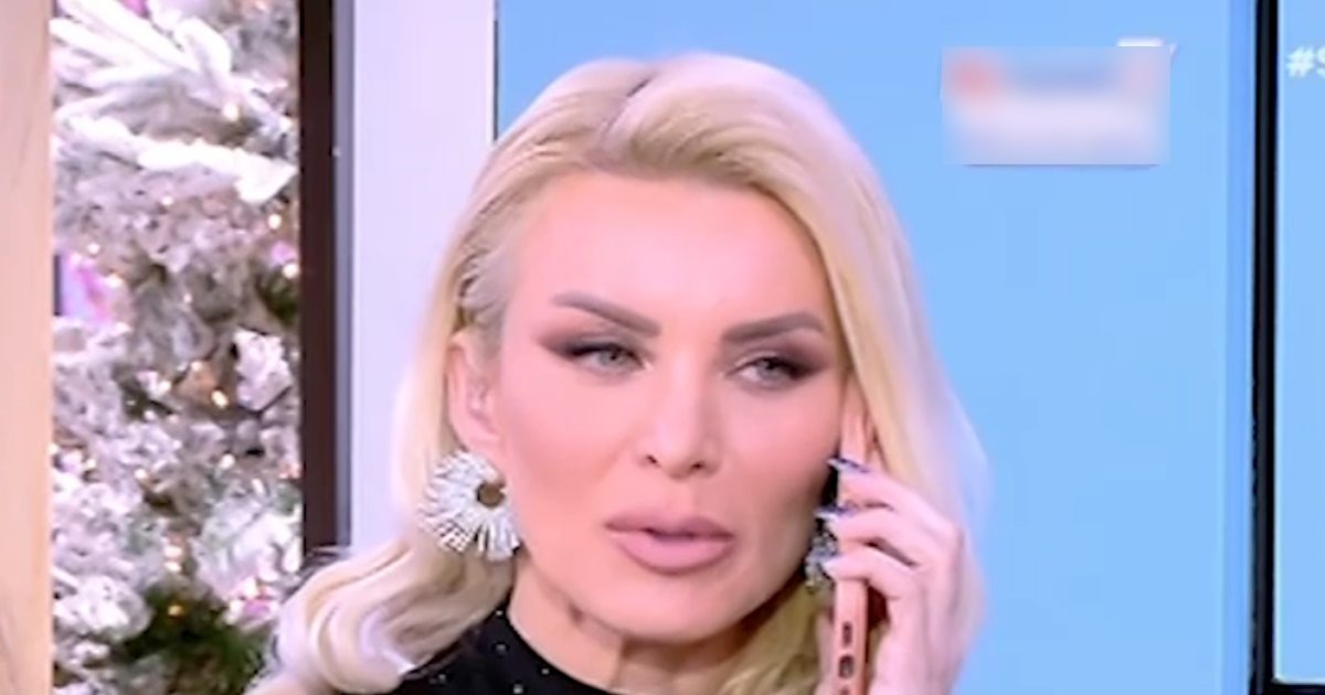 Κατερίνα Καινούργιου σε Παναγιώτη Κουτσουμπή: «Έχω εκπομπή, δεν με ...