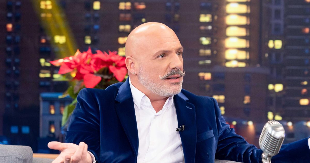 Νίκος Μουτσινάς: «Δεν τρελαίνομαι να με παίζουν οι εκπομπές, θα τους ...