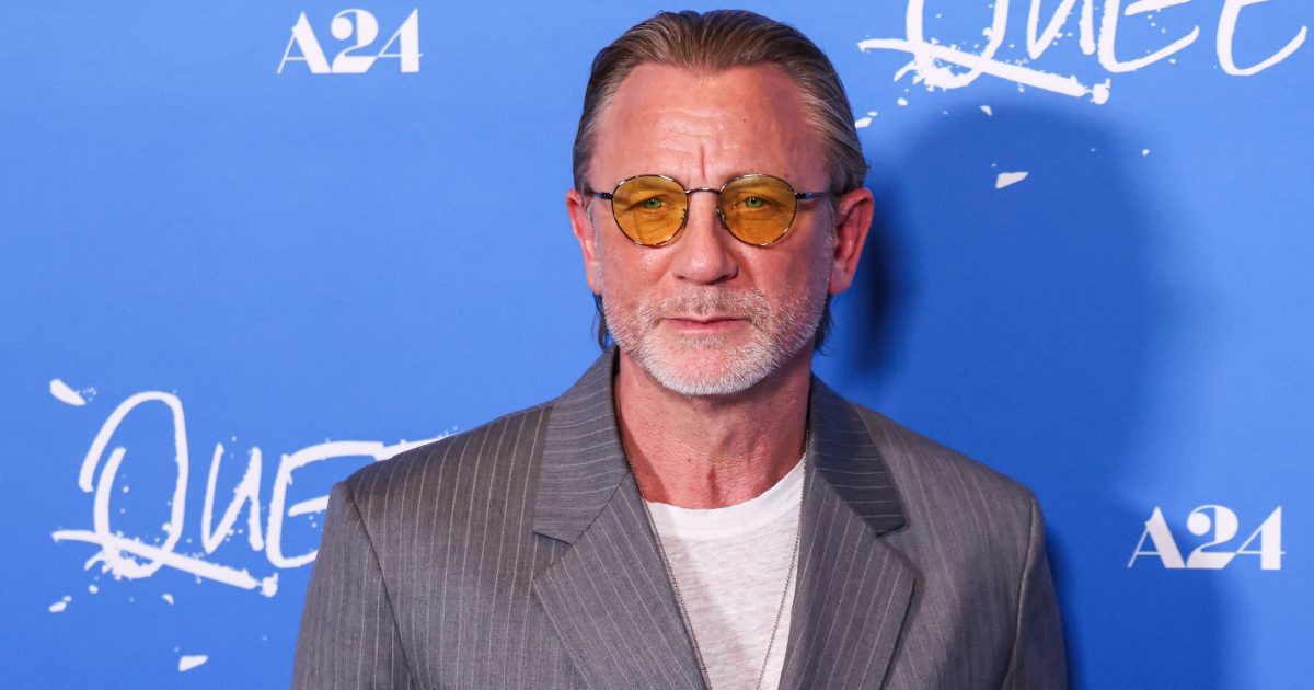 Daniel Craig: Έχει αυτά τα cool γυαλιά που θέλουμε για το αγόρι μας!