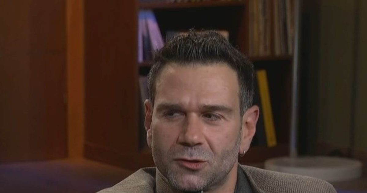 Τάσος Ιορδανίδης: Η αποκάλυψη για τη σχέση του με το ποτό - «Βγήκα στη ...