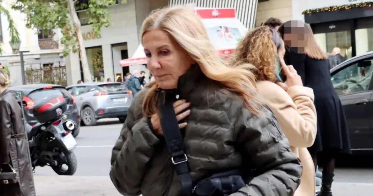 Μαρέβα Γκραμπόφσκι: Χαλαρή βόλτα στο κέντρο της Αθήνας - Φωτογραφίες
