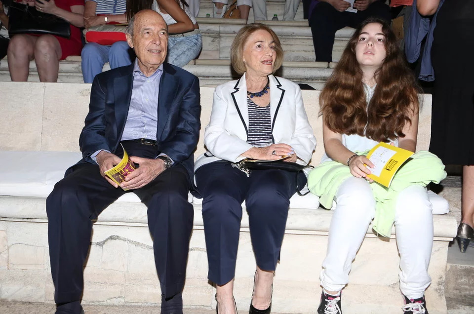 Κώστας Σημίτης: Η πανεπιστημιακός κόρη του Μαριλένα, η καλλιτέχνης ...